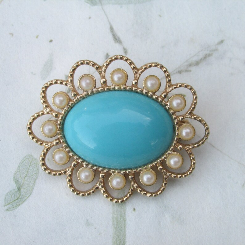 Vintage Sarah Coventry Turquoise and Pearl Filigree Brooch - Etsy
