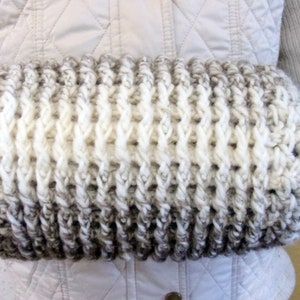 Easy Crochet Hand Muff Pattern, Old Fashioned Hand Muff Warmer Pattern ...