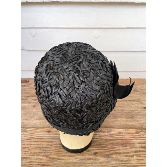 Vintage 1960s Black Raffia Straw Raffia Cloche' Women… - Gem