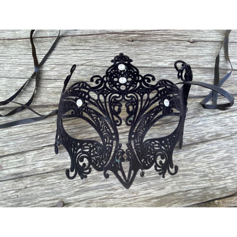 Black Masquerade - Etsy