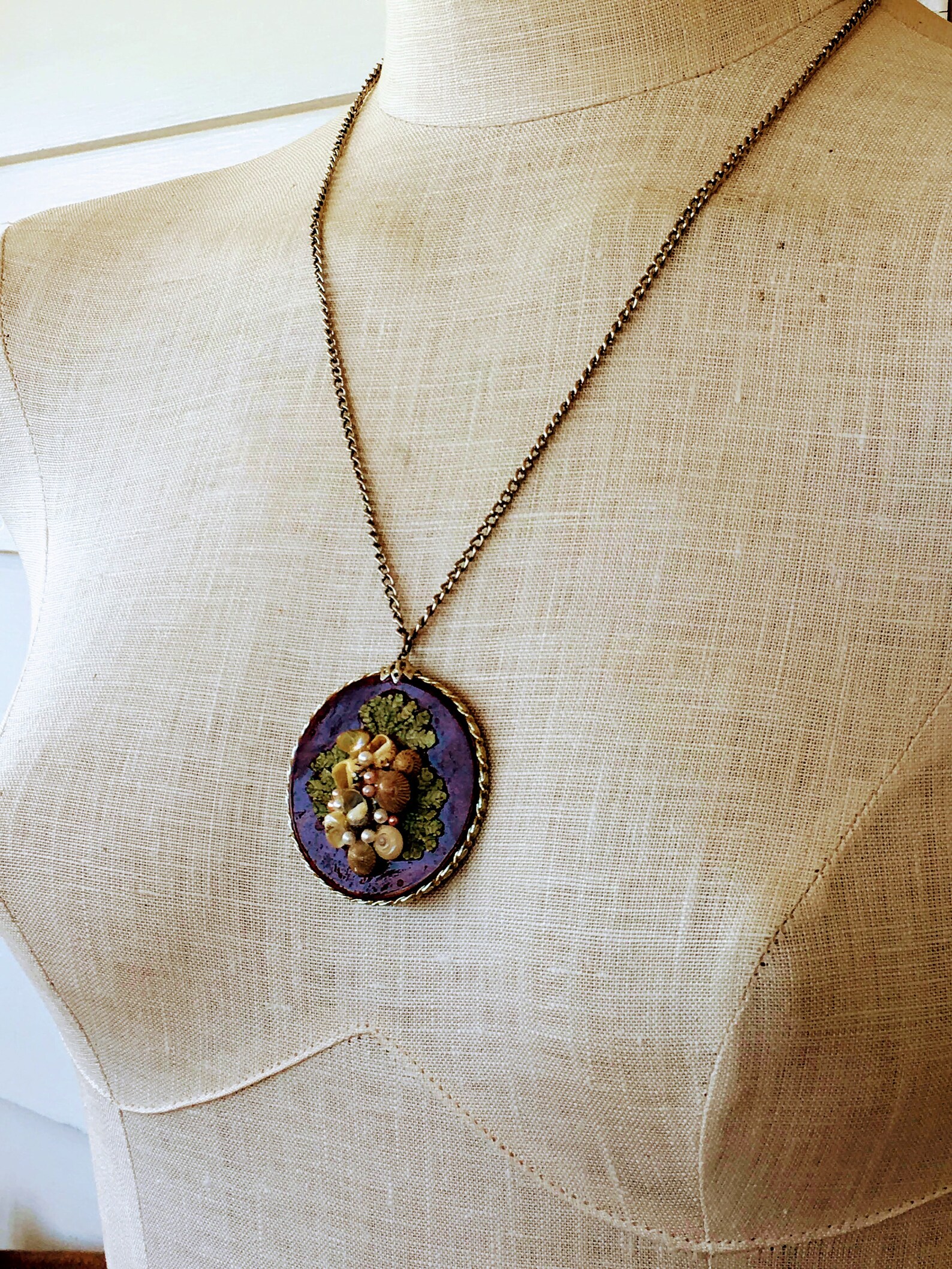 Vintage Pendant Real Shells and Plants Boho Gypsy Burgundy - Etsy