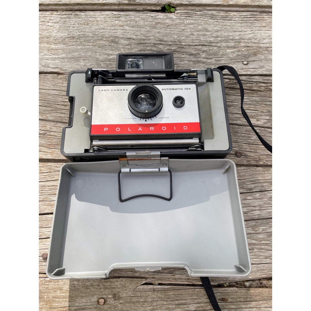 Vintage 1960s Polaroid 104 Land Camera Untested Collectible Decor - Etsy