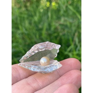 Vintage Miniature Crystal Glass Clam Shell With Pearl - Etsy