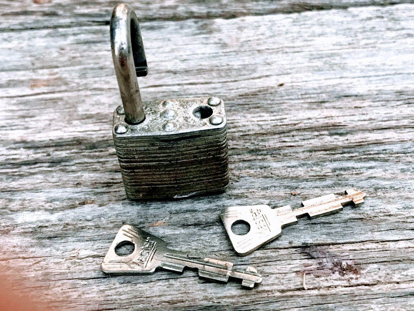 Vintage Master Lock Pad Lock 2 Keys - Etsy