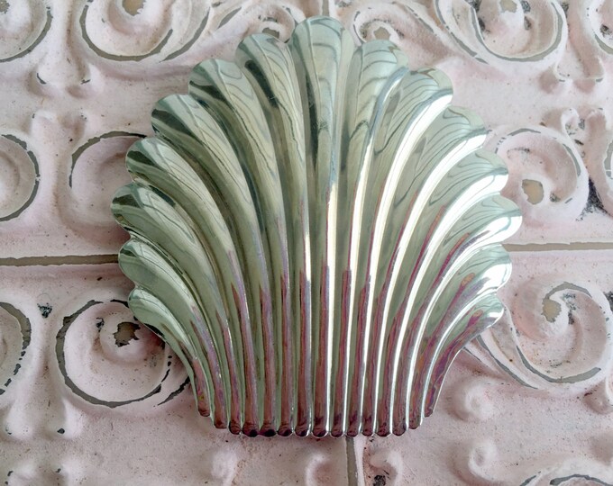 Vintage Large Sea Shell Clam Shell Scarf Holder Clip Silvertone - Etsy