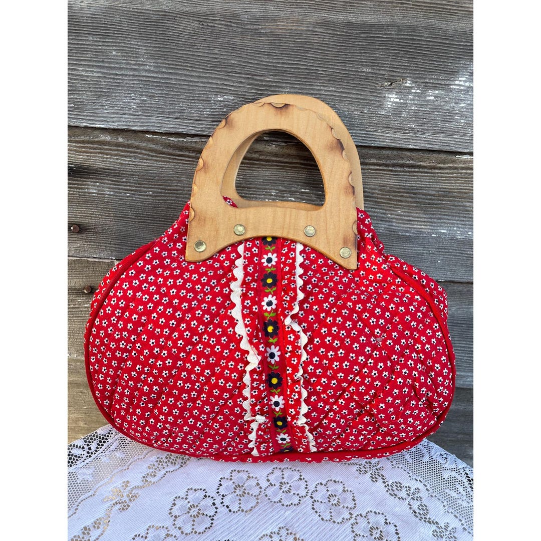 Vintage 1970s Bermuda Purse Bag Red Quilted Wood Handle Boho Hippy - Etsy