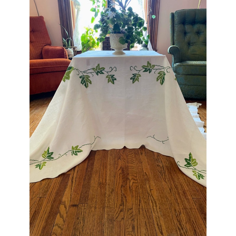 Ivy Tablecloth - Etsy