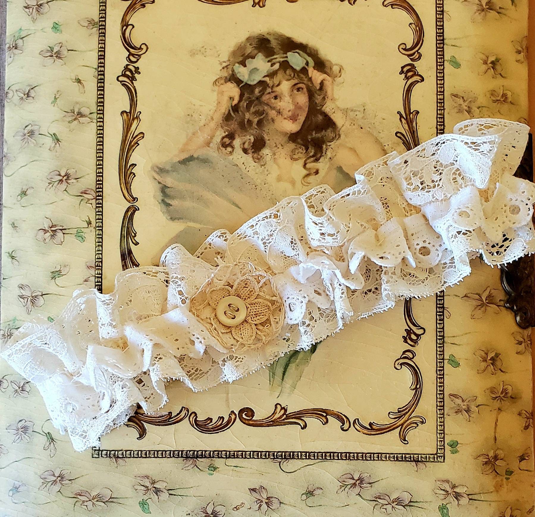 Vintage Bridal Garter Lace Garter With Button - Etsy