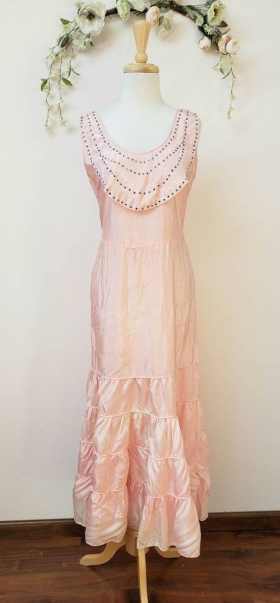 1940's Vintage Pink Dress With Rhinestones - Etsy 1940's Vintage Pink Dress With Rhinestones - Etsy