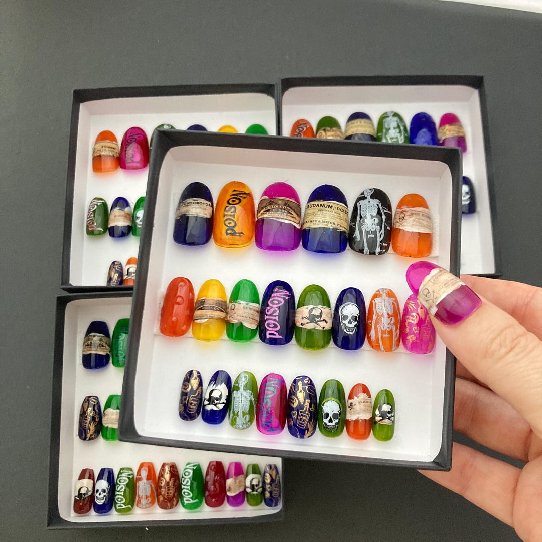 Poison Bottle Press on Nails | Oval, Coffin or Square Shapes | Vintage ...
