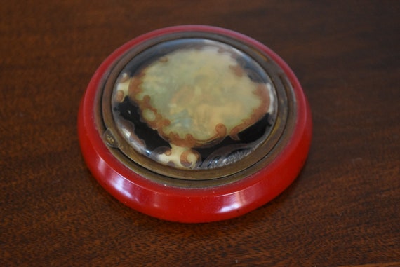 Antique Cherry Red Bakelite Powder Compact ~ Courting… - Gem