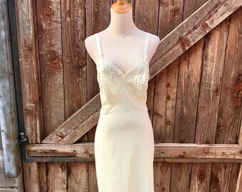 Vintage slip | Etsy