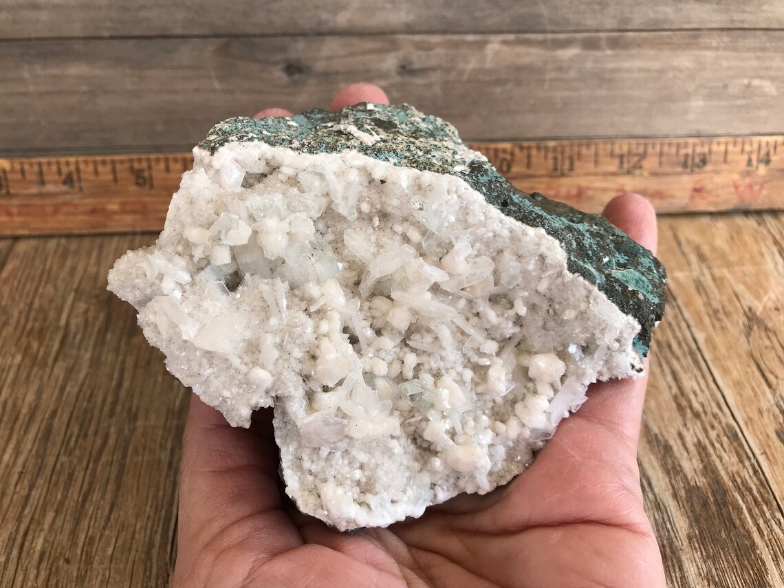 Zeolite With Stillbite Crystal on Basalt Rock Specimen | Etsy