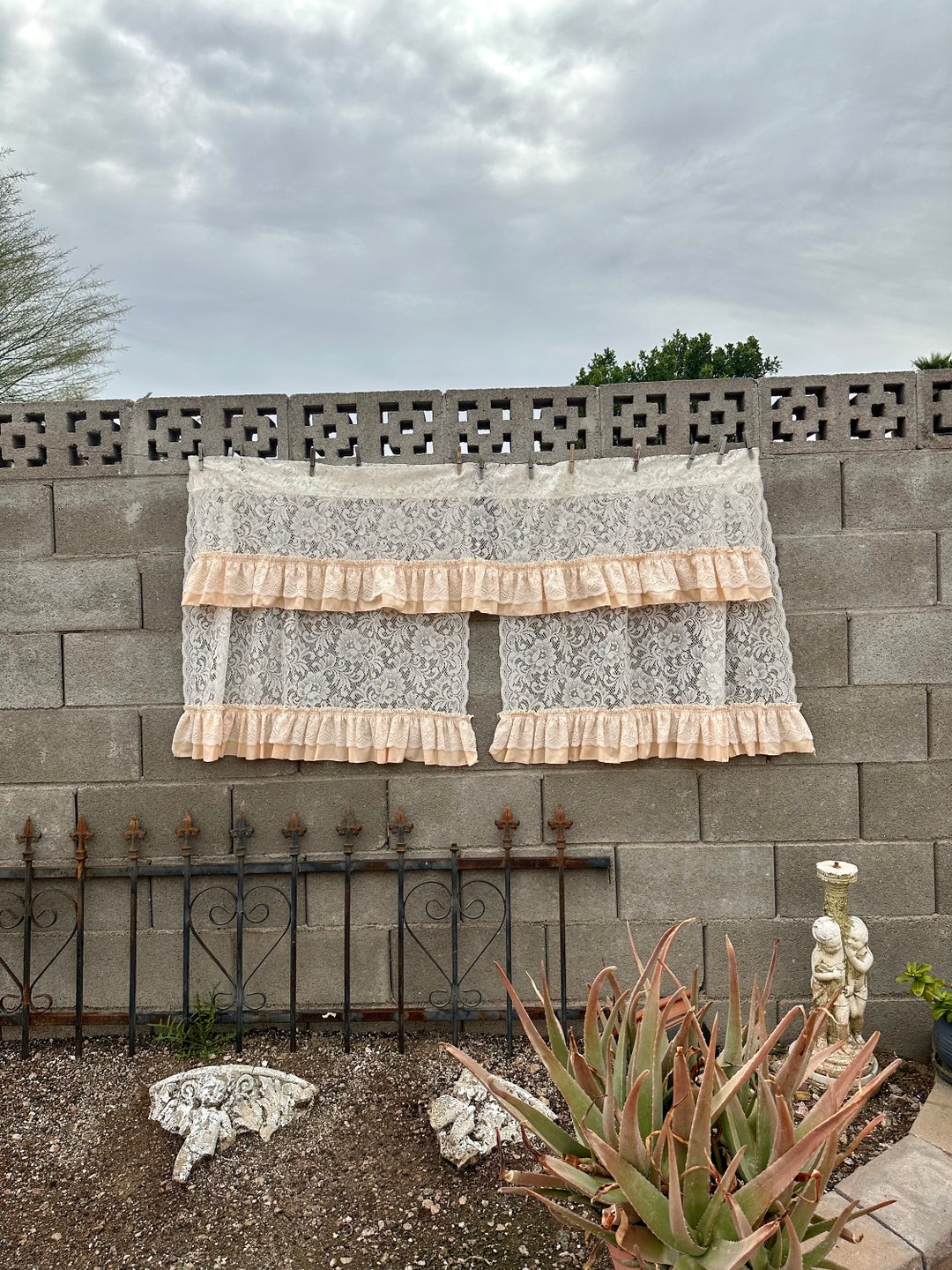 Set of 3 Vintage 1980s White Knit Lace N Peach Ruffled Hem Curtain ...