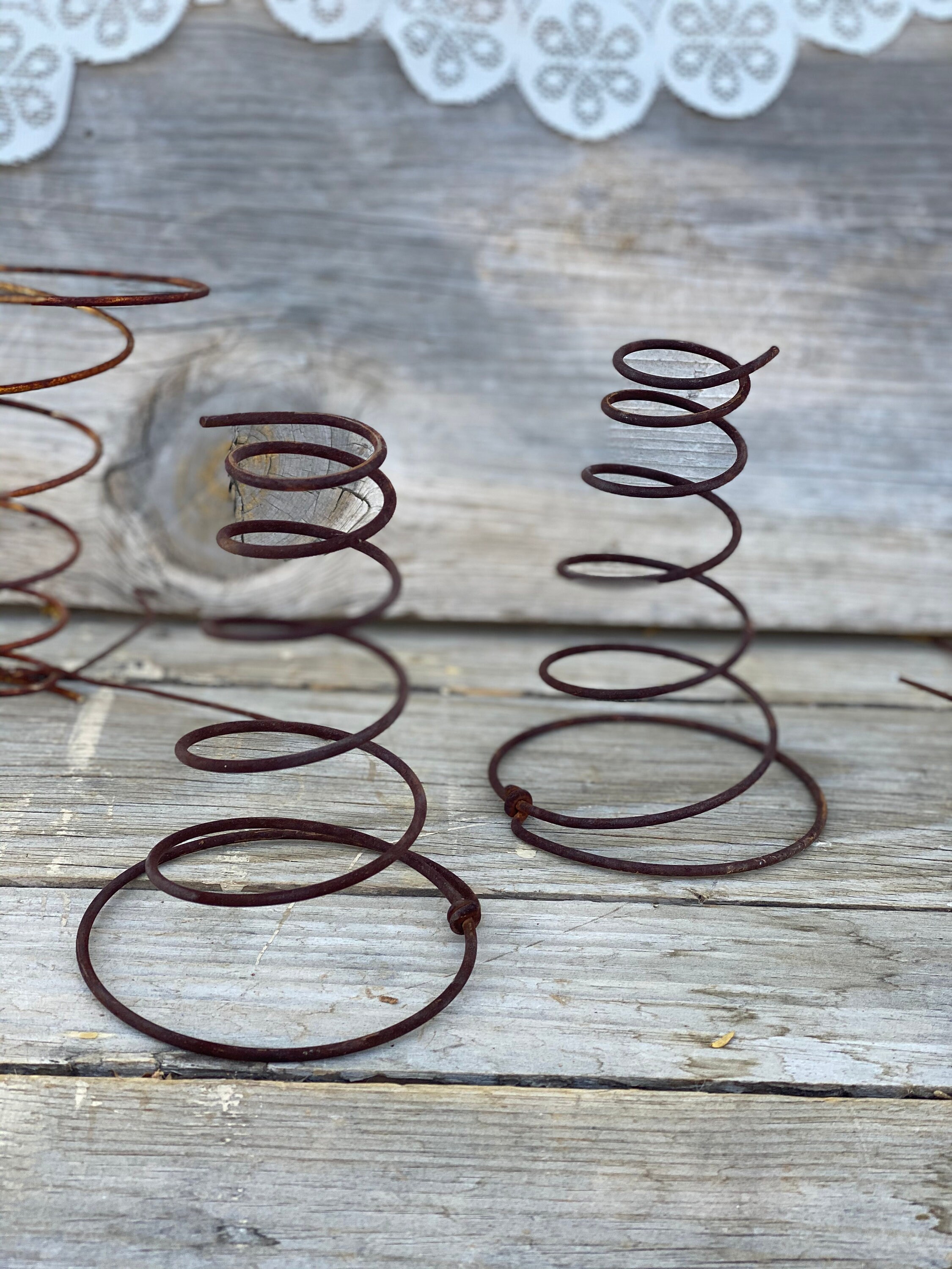 Group of 4 Rusty Vintage Cyclone Bed Springs - Etsy