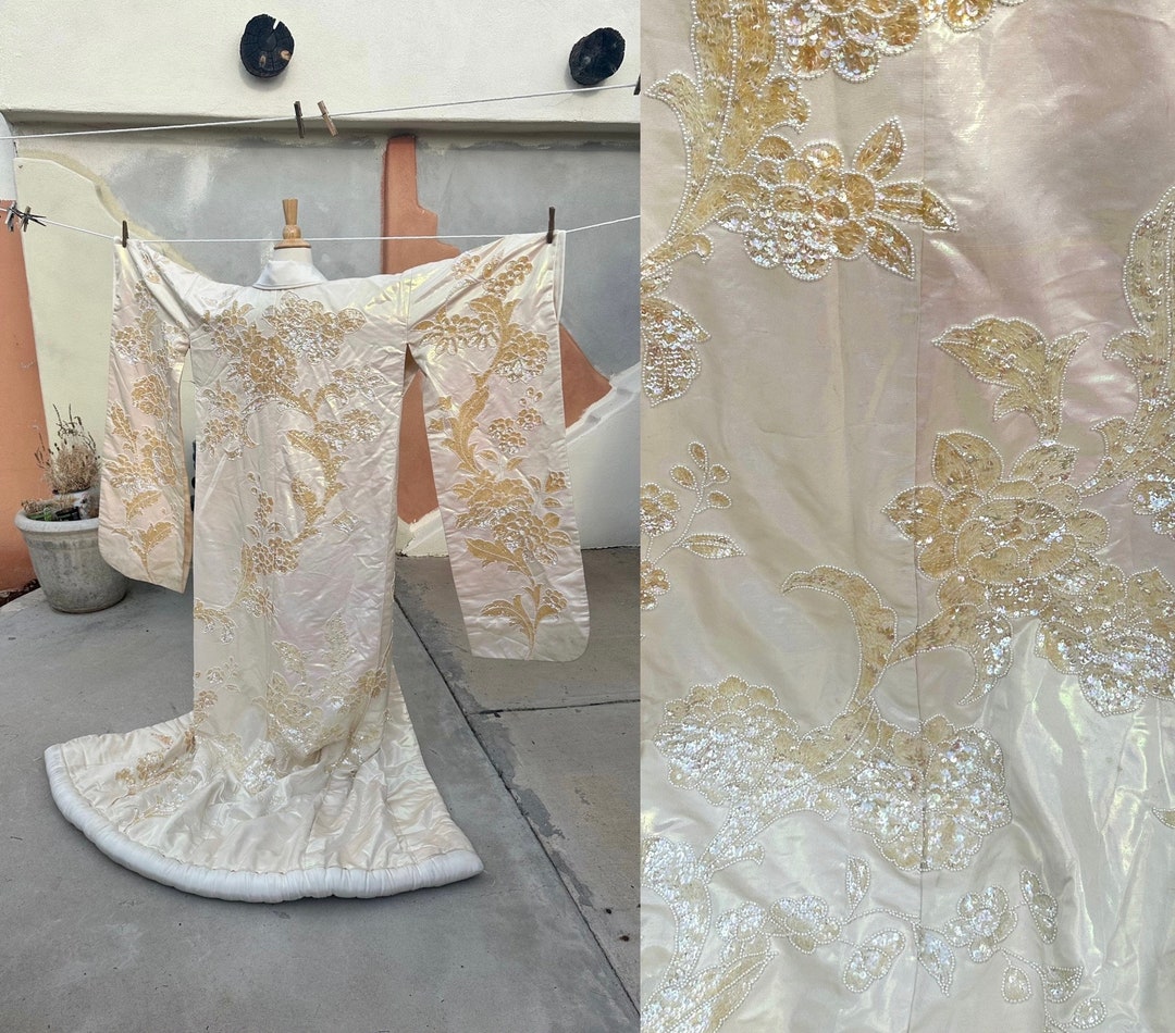 Vintage White Silk Shiromuku Japanese Wedding Kimono Sequin Embellished ...