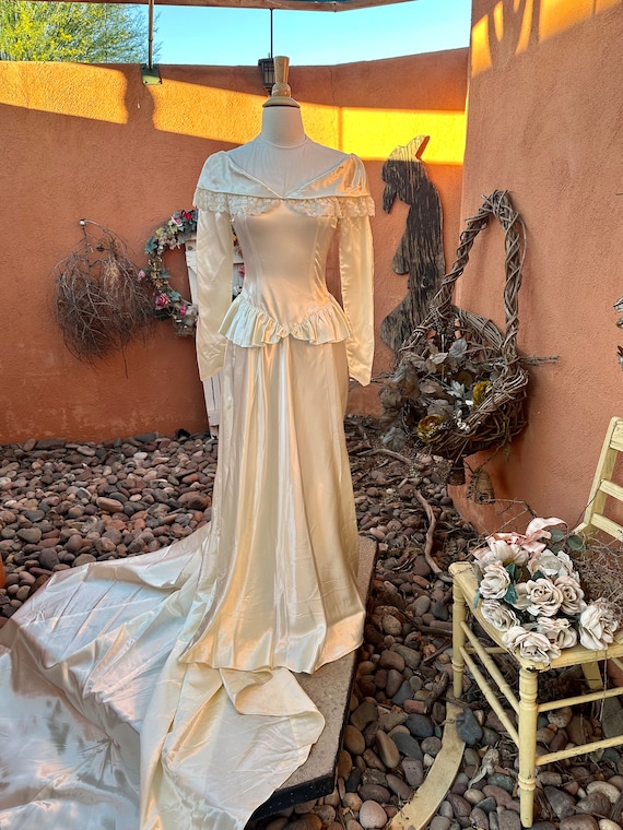 1930s Ivory Liquid Satin Wedding Gown With Train Size… - Gem