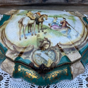 Vintage Large 7.75in Hinged Porcelain Hand Painted Dresser Box by ...