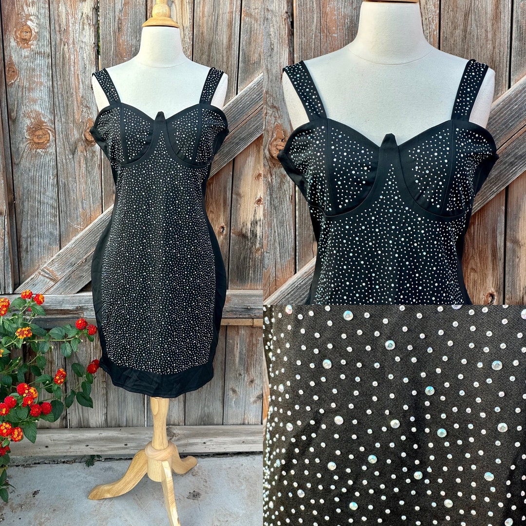 Vintage Black Rhinestone Sparkle Retro Bodycon Defined Bodice Dress ...