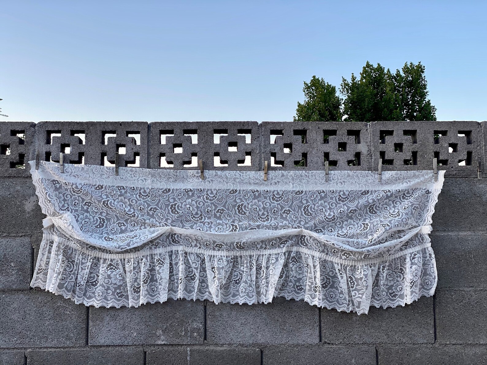 Vintage Beige Floral Lace Queen Ann Festoon Gathered Valance 60" X 22 ...
