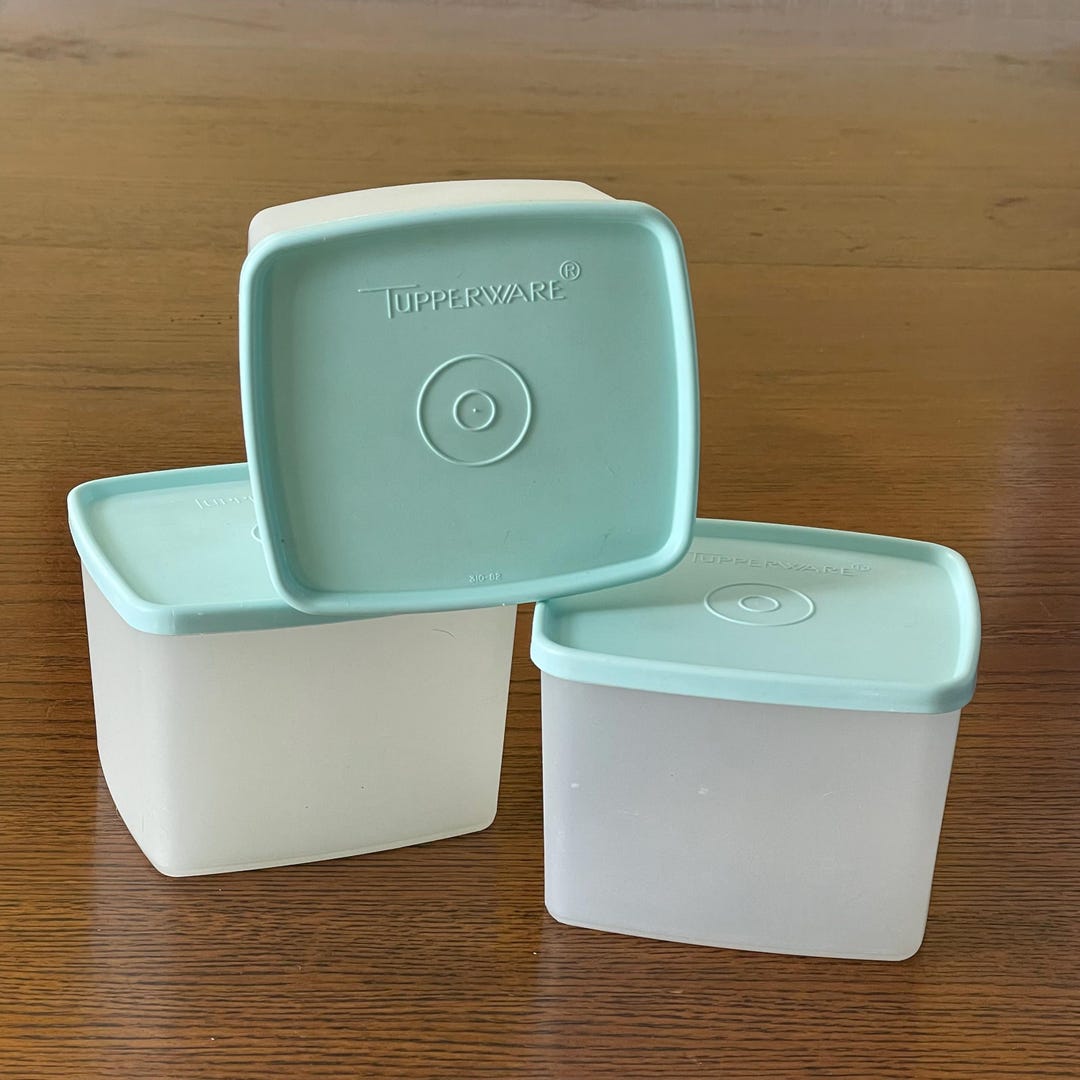 Set of 3 Tupperware 30oz Square Rounds 312 With Mint Ice Seals ...