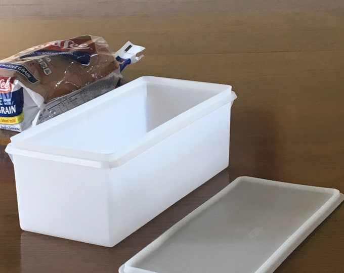 Tupperware Bread Server Keeper Frosted White 606 With 607 Seal ...