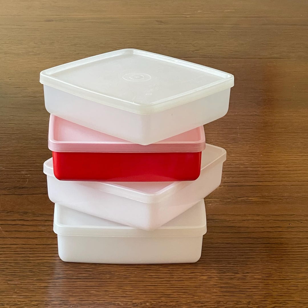 Choice of Tupperware Sandwich Keepers - 670 671 - Sandwich Containers ...