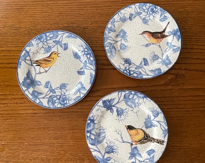 Susan Winget Stoneware Salad Plates With Hangers - Set of 3 Bird Plates ...