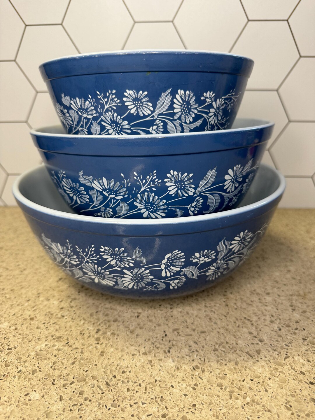 Set of 2 Vintage Colonial Mist Blue Pyrex Mixing Bowls With White ...