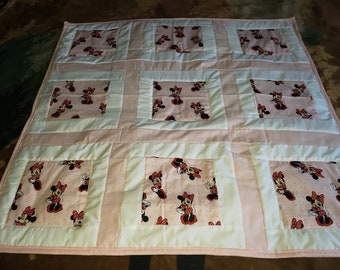 Minnie Mouse Baby Blanket/ Quilt - Etsy