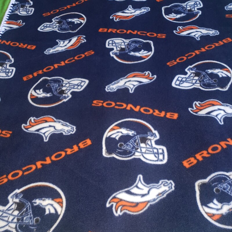 Broncos Crochet - Etsy