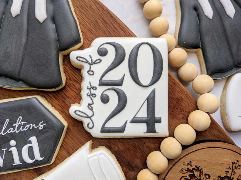 Black and White Graduation Cookies | Butter Vanilla Sugar Cookies | 1 ...
