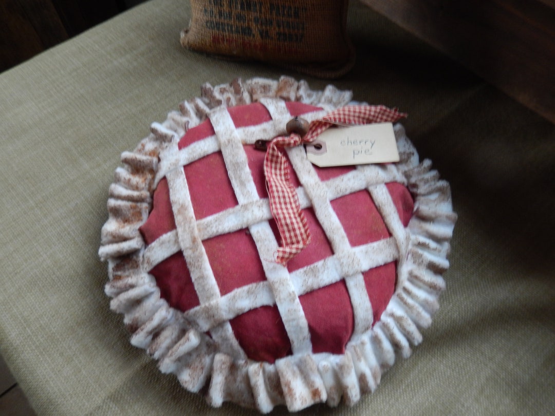 Primitive Grungy 9-inch Cherry Pie, Food Decor, Homemade Cherry Pie ...