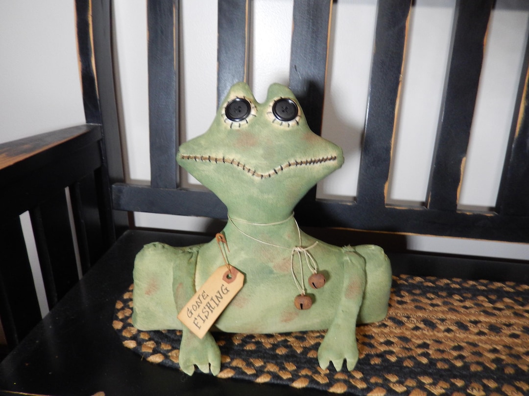 Primitive Grungy Frog Doll, Stuffed, Fishing Decor, Rustic Decor ...
