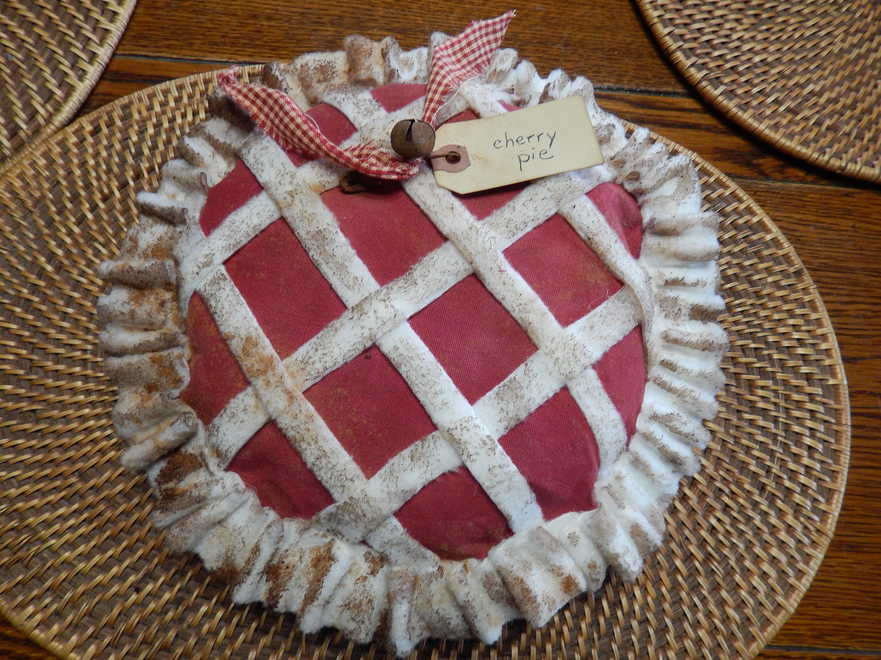 Primitive Grungy 9-inch Cherry Pie, Food Decor, Homemade Cherry Pie ...