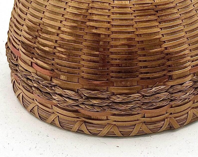 Handwoven SWEETGRASS INDIGENOUS-NATIVE American Lidded Trinket Basket ...