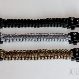 DELUXE Survival Bracelet | Flint, Fish Hook, Fish Line, Tinder, Knife ...