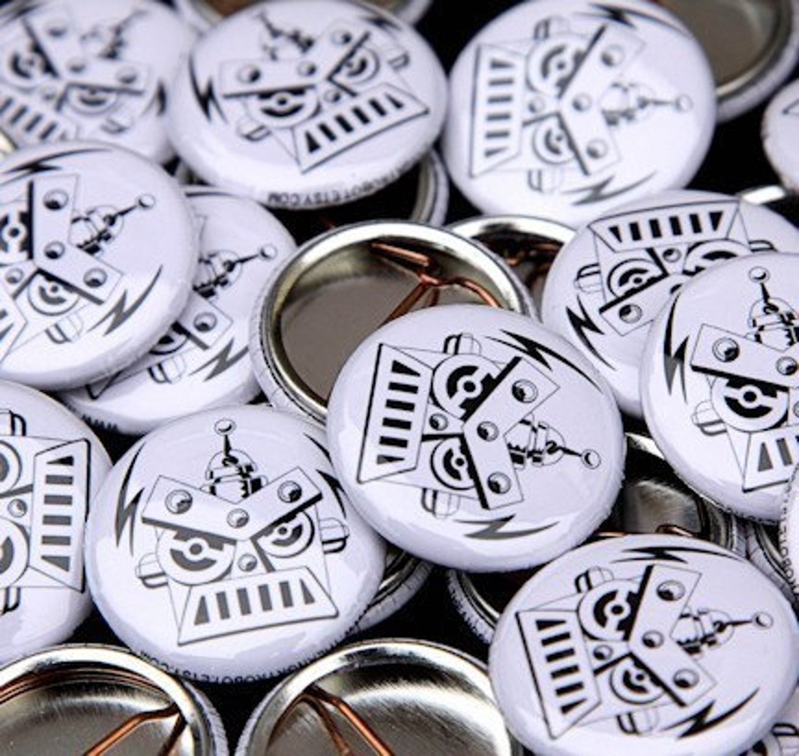 50 Custom Professionally Made 1 Inch Pinback Buttons - Etsy