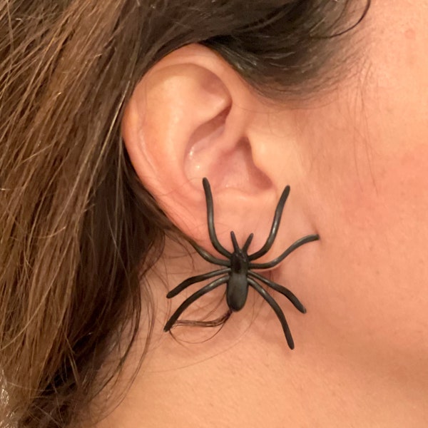 Realistic Spider Earrings - Etsy