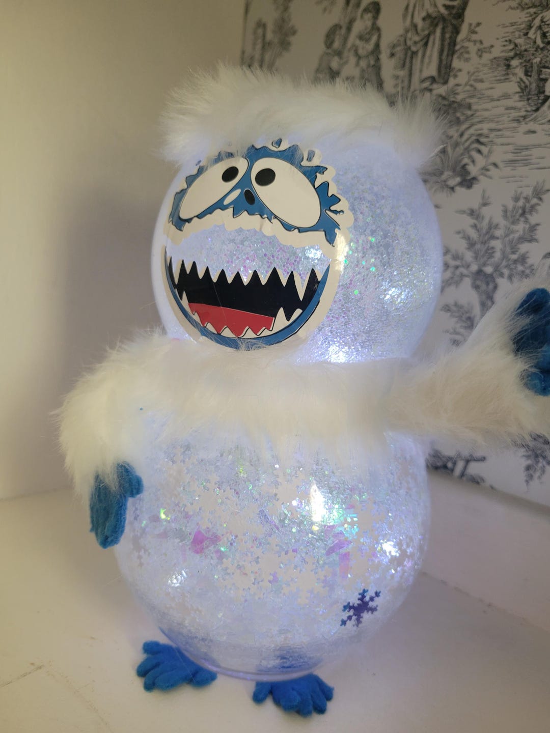Yeti Rudolph - Etsy