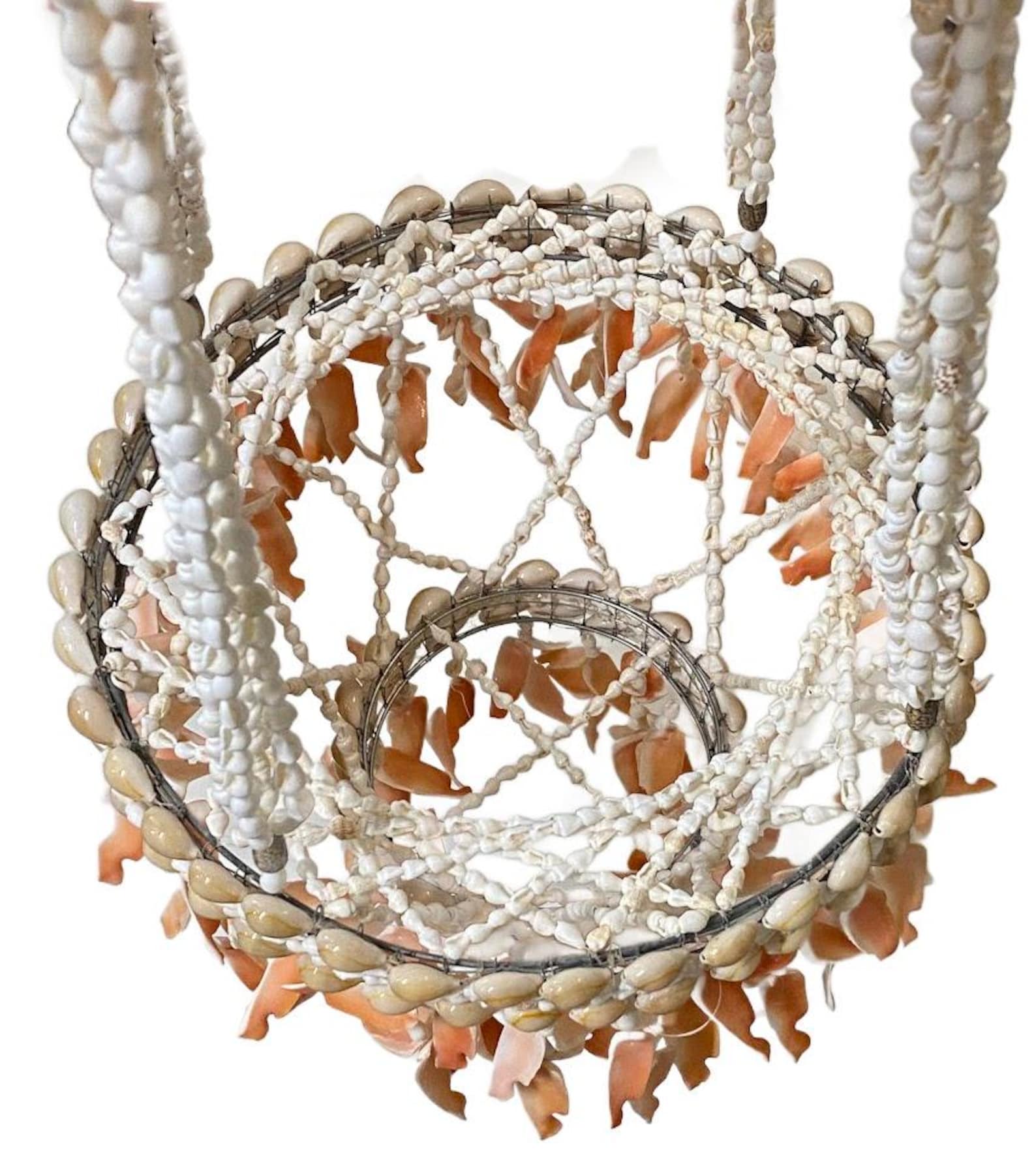 Seashell Hanging Plant Holder: Coastal Strawberry Shell Chandelier (45 ...