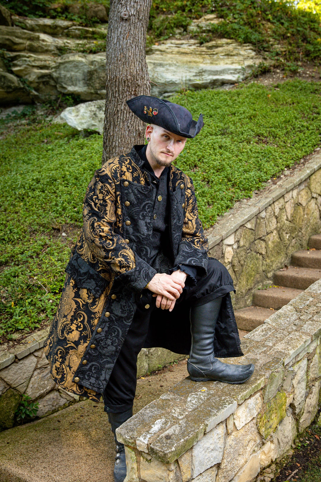 Black and Gold Captains Coat, Pirate, Renaissance, Victorian, Steampunk ...