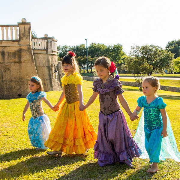 Rapunzel Cosplay Corset - Etsy