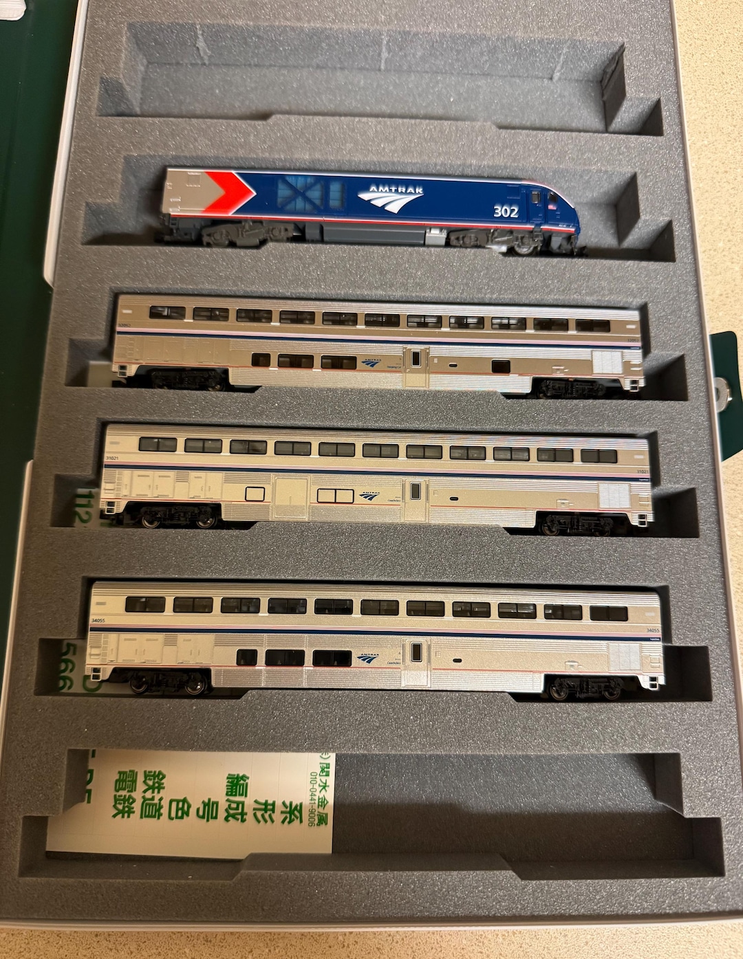 Kato N Scale Amtrak #302 ALC-42 W/(5)phase VI Superliners (lighted ...