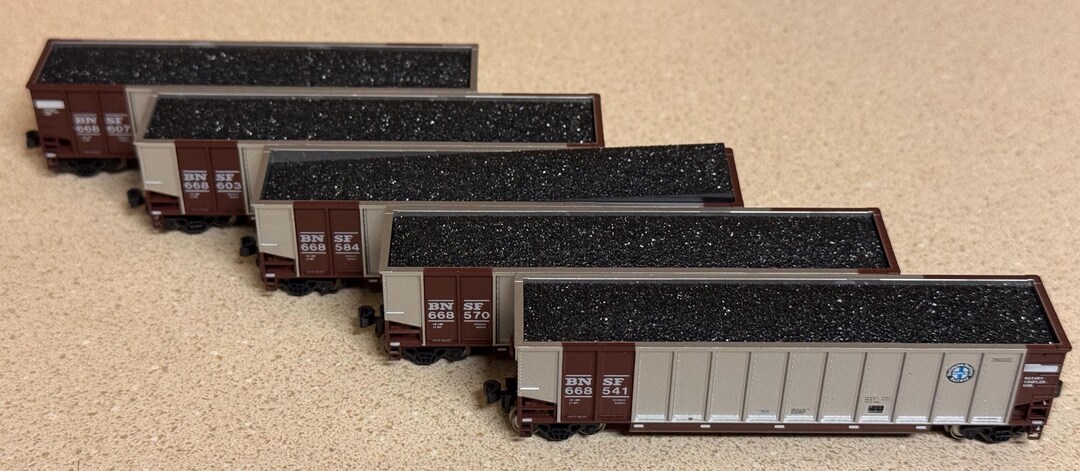 Kato N Scale BNSF Bethgon Coalporters Set 11 - Etsy