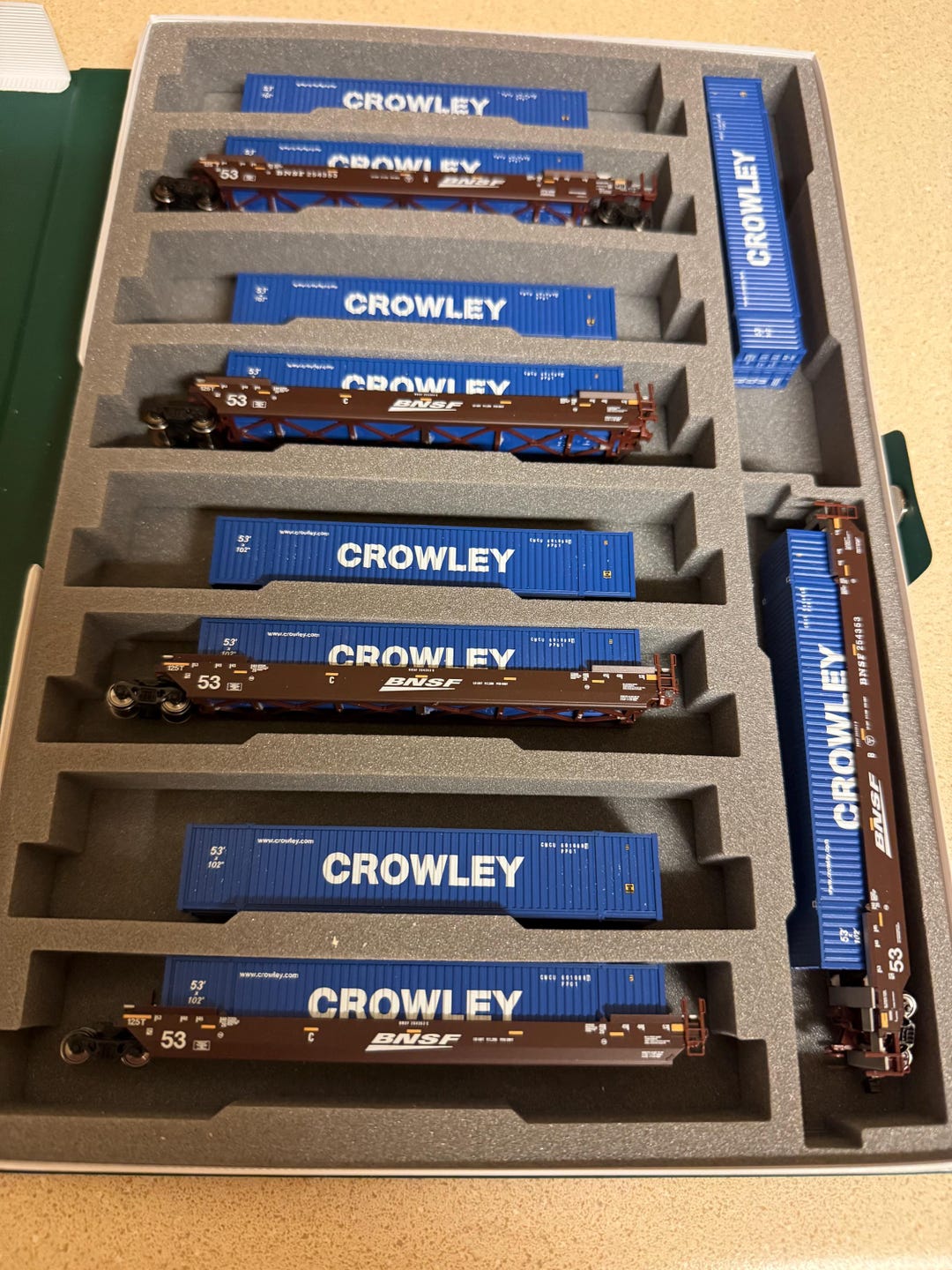 Kato N Scale Gunderson MAXI-IV Well Car BNSF 5-car Unit Train ...