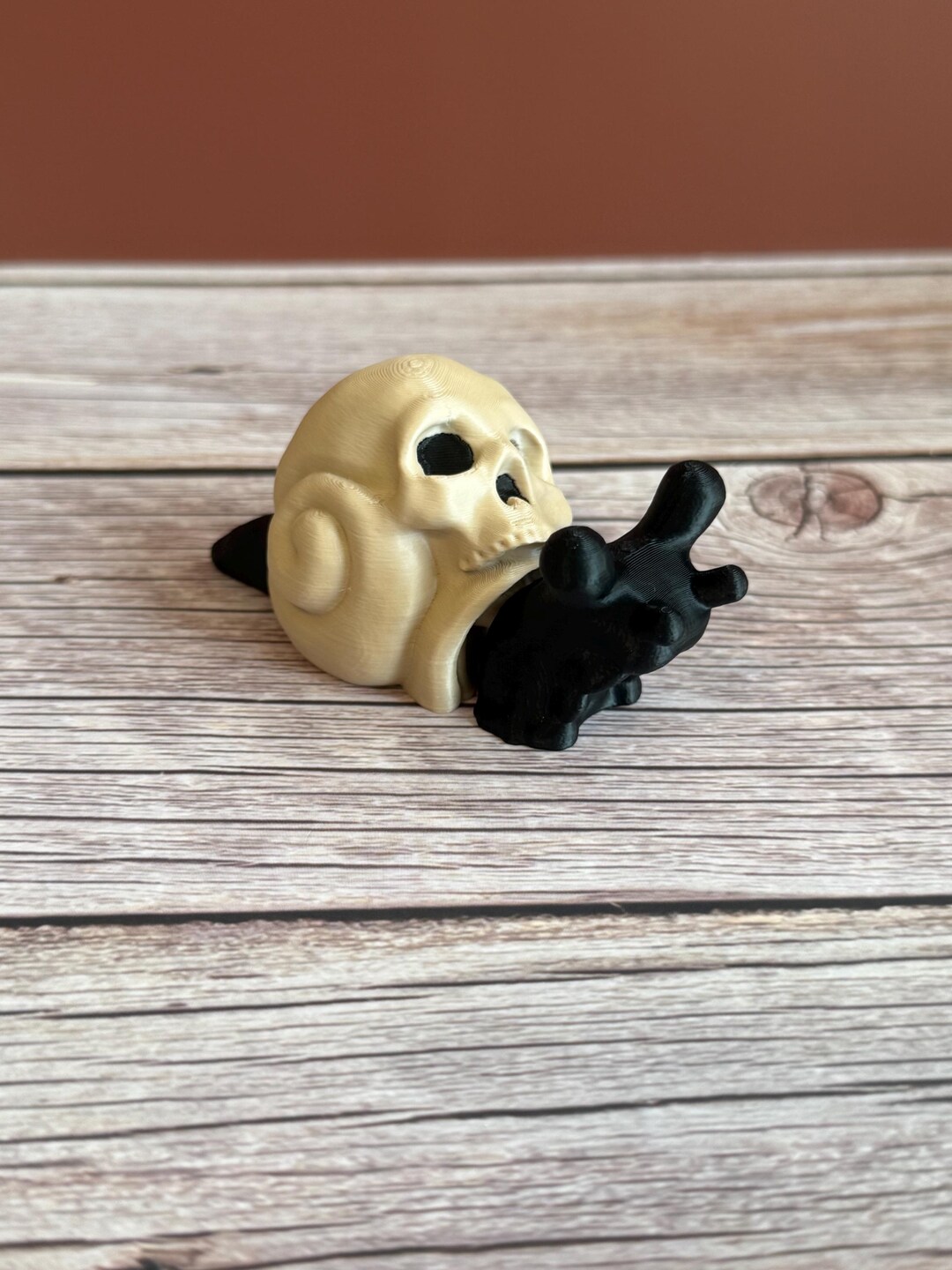 3D Printed Skull Snail | Spooky Snail Figurine | Gothic Decor | Creepy ...