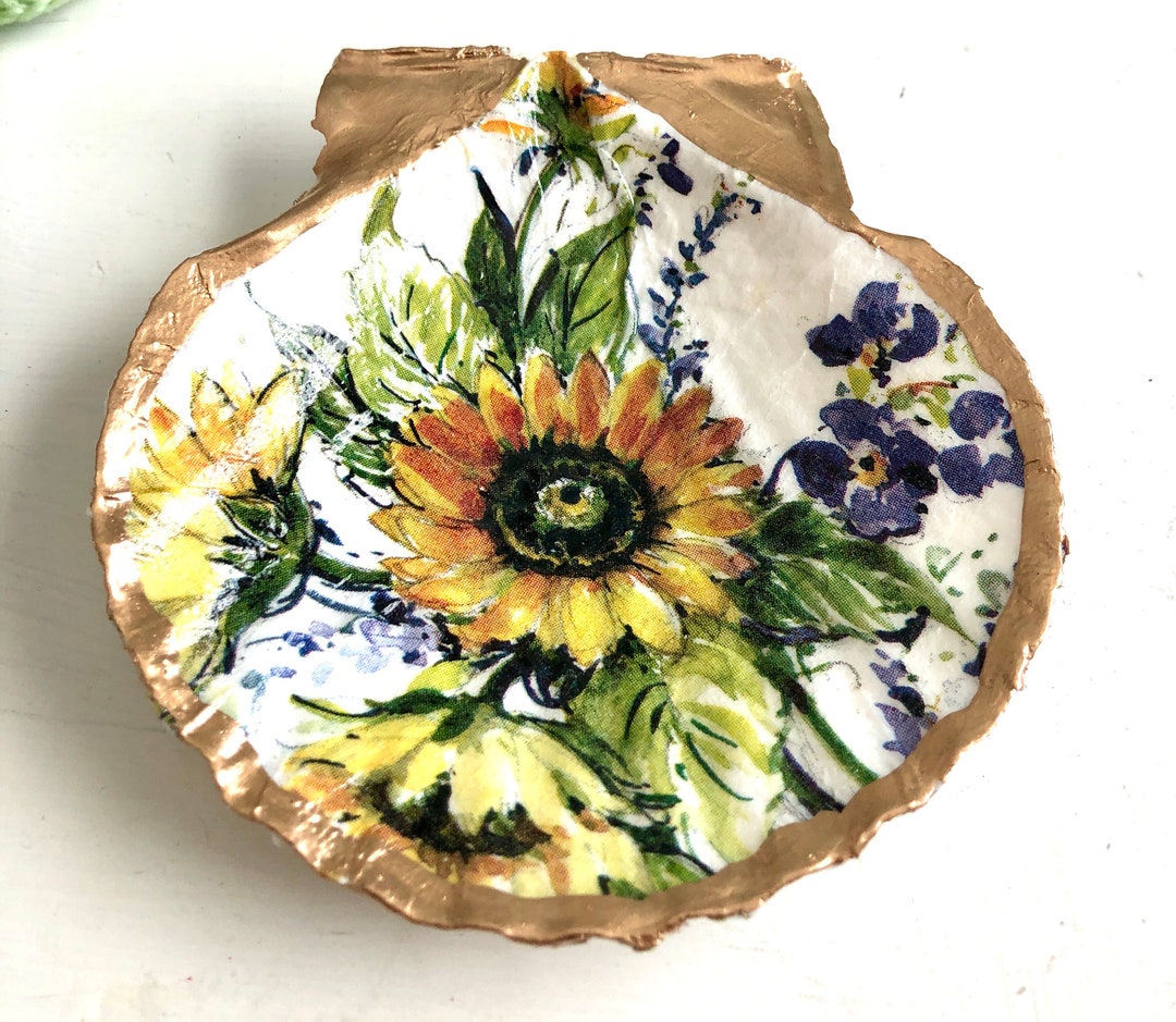 Scallop Shell Sunflower Trinket /jewelry Dish, Hostess Gift, Sunflower ...