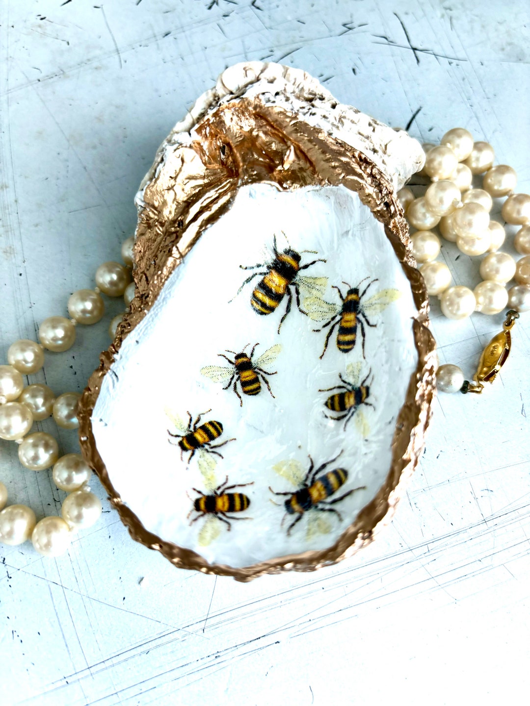 Bumble Bee Oyster Shell Trinket/ring Dish, Coastal Gift - Etsy