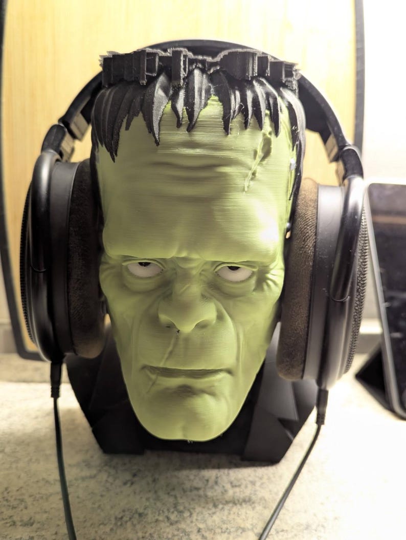 Frankenstein Headphone Holder STL | Horror Monster Headset Stand ...